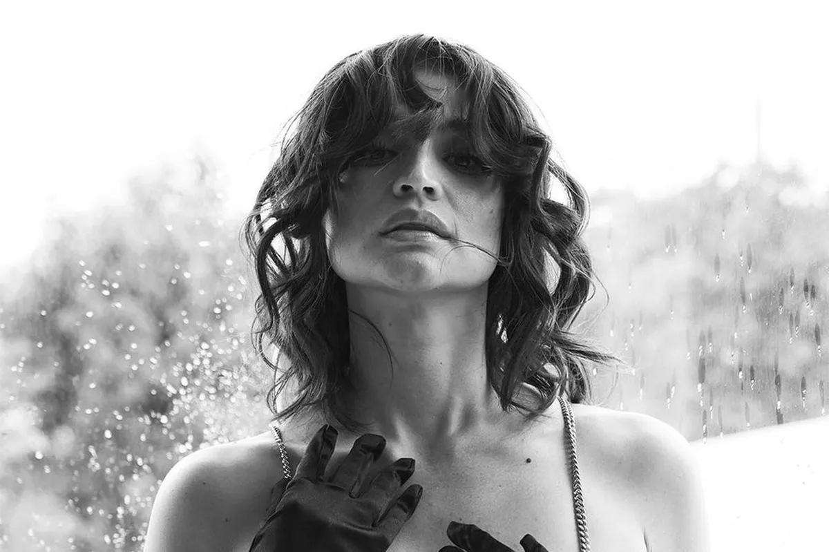 LOOK: Anne Curtis models bejeweled bra in sizzling photos | ABS-CBN ...