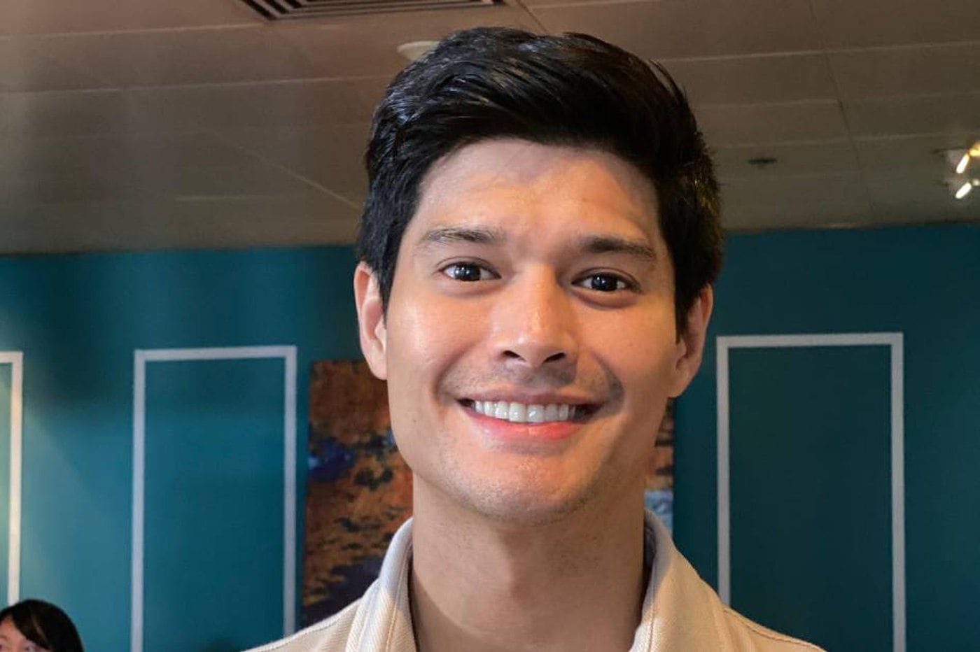 How JC de Vera keeps his family life private | ABS-CBN Entertainment
