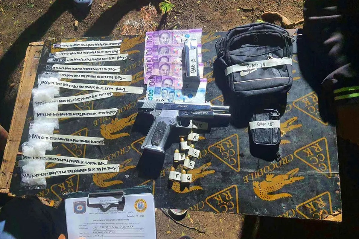 Mahigit P1-M halaga ng shabu nasabat sa Batangas City; 1 arestado | ABS ... Mahigit P1-M halaga ng shabu nasabat sa Batangas City; 1 arestado | ABS ...
