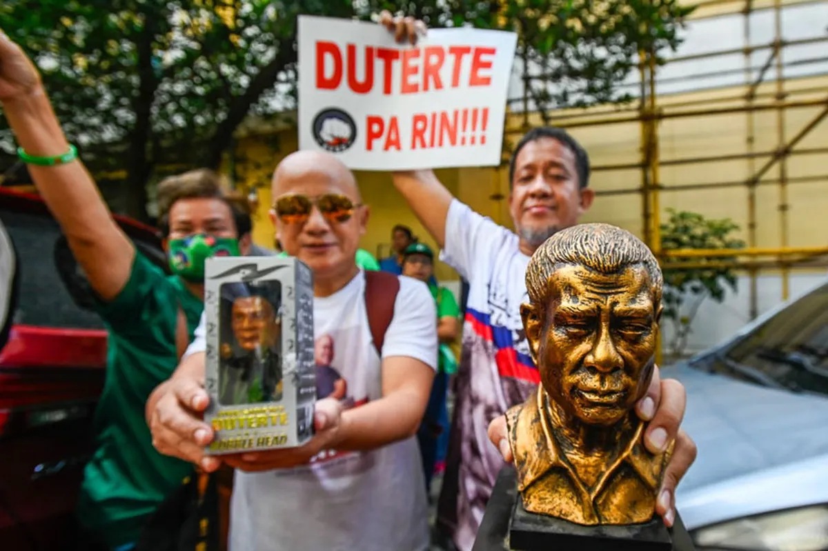 'Duterte pa rin' for these supporters | ABS-CBN News