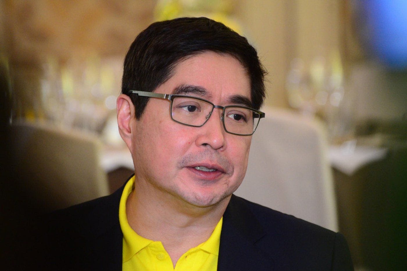Lance Gokongwei takes over as Robinsons Land president, CEO | ABS-CBN News Lance Gokongwei takes over as Robinsons Land president, CEO | ABS-CBN News