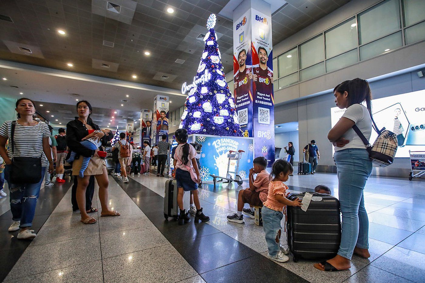 Airports, seaports, tollways brace for holiday travel rush | ABS-CBN News