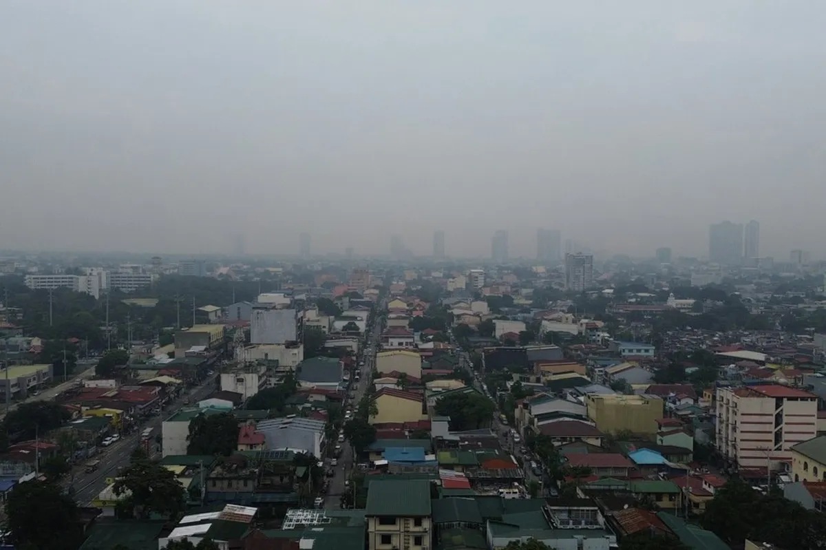 Smog afflicts southern Metro Manila | ABS-CBN News