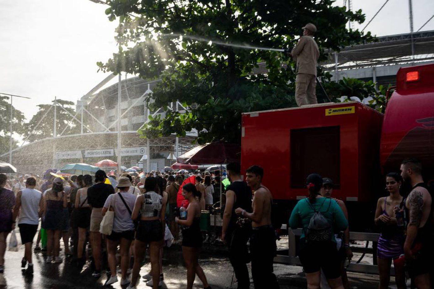 Fan death at Taylor Swift's Rio concert caused by heat exhaustion ...