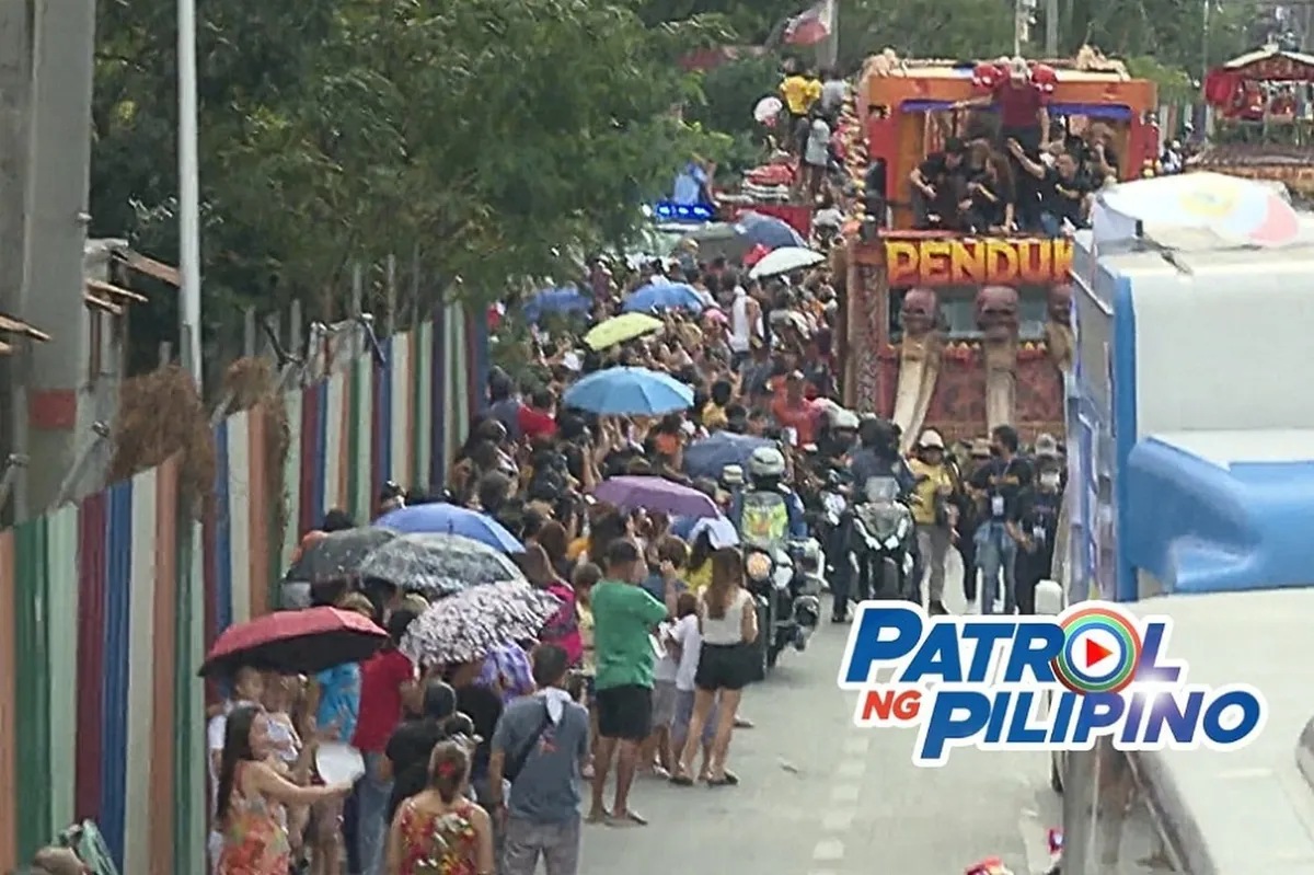 Patrol ng Pilipino: Panoorin: Mga karosang ipinarada sa MMFF 2023 ...