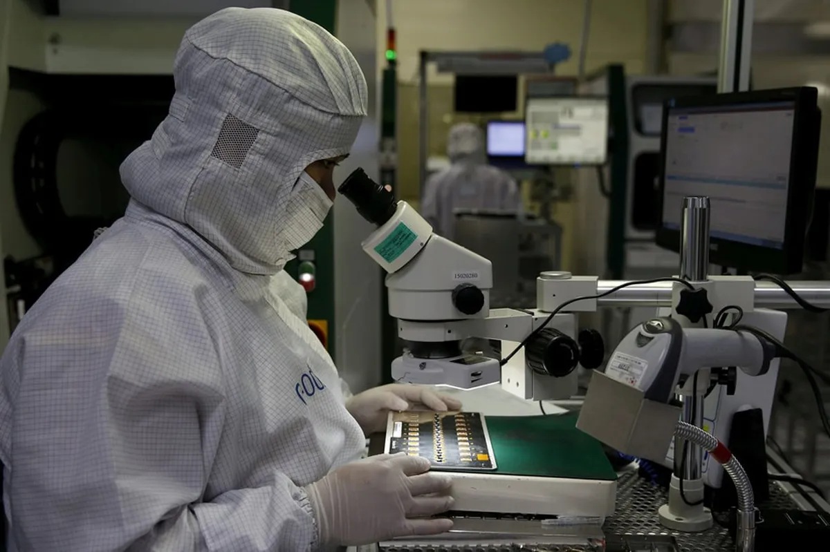 Philippine semiconductor manufacturers eye local silicon wafer ...