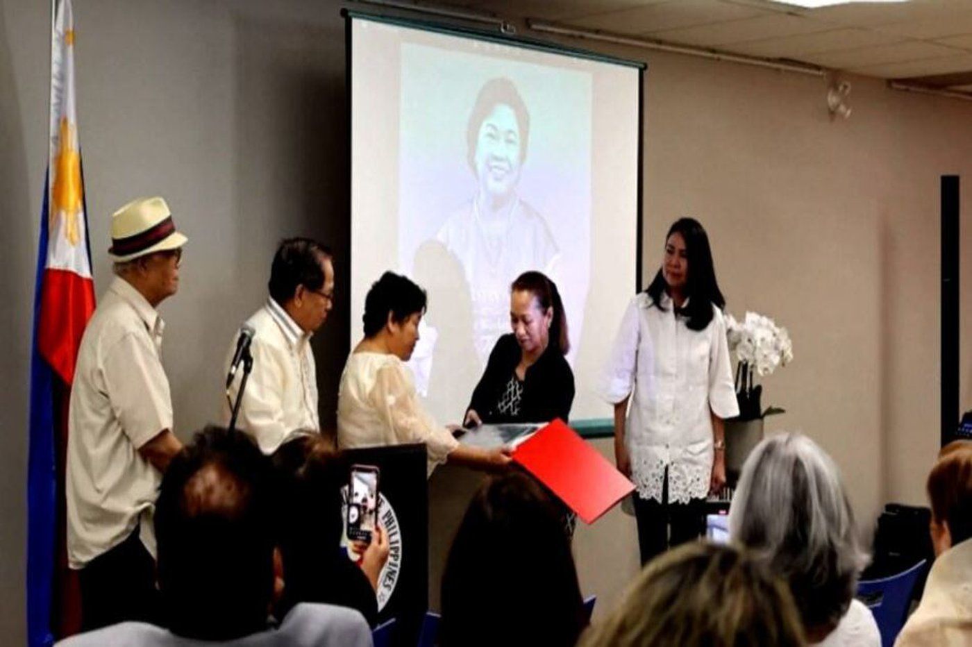 Fil-Canadians pay tribute to ex-Migrant Workers chief Susan 'Toots ...