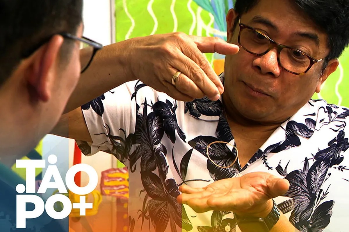 Robert Labayen sinampolan si Anjo Bagaoisan ng magic tricks | TAO PO+ ...