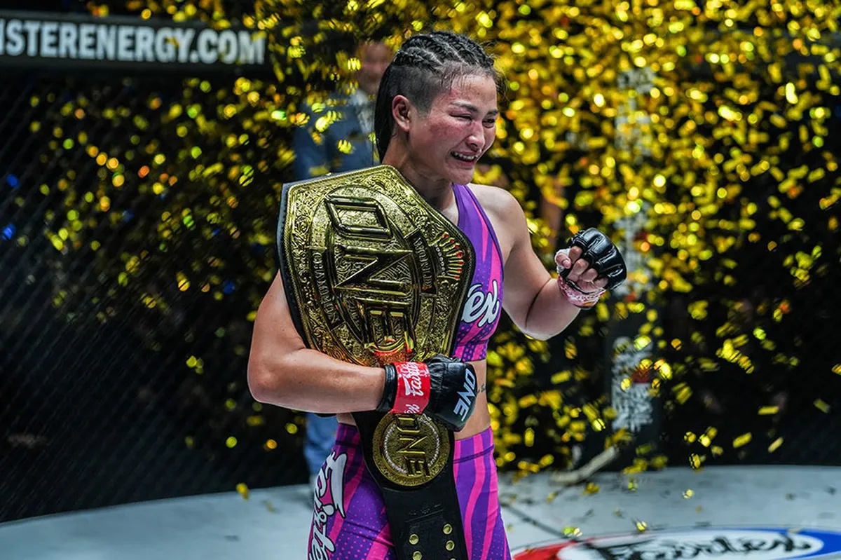 MMA: Stamp Fairtex captures vacant ONE women's atomweight crown | ABS ...