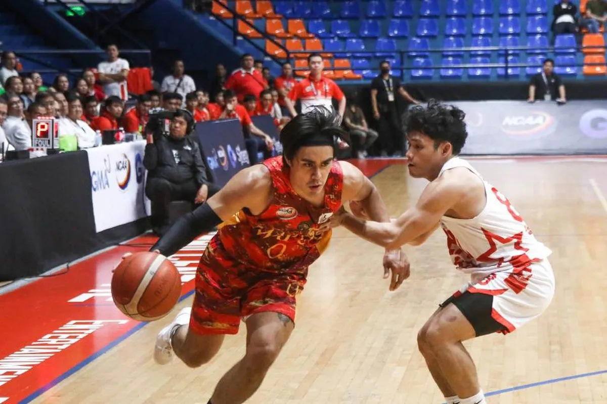 NCAA: Clint Escamis lifts league-leading Mapua over EAC | ABS-CBN Sports