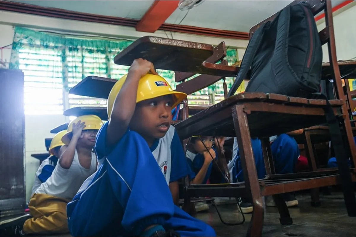 Duck, cover, and hold | ABS-CBN News