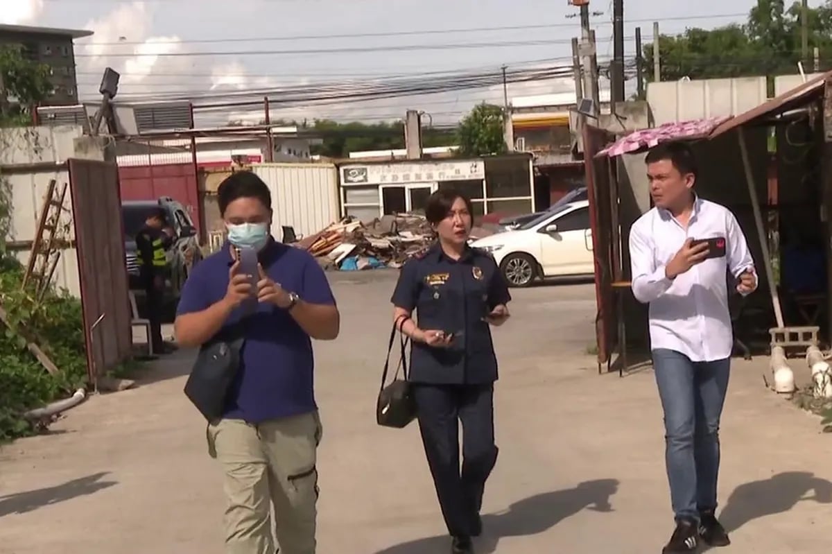 PH police turn over 7 foreign fugitives arrested during POGO raid in ...