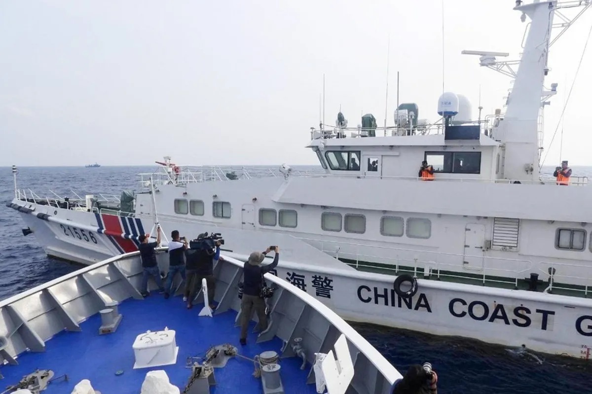 China Coast Guard's dangerous maneuvers near Ayungin | ABS-CBN News
