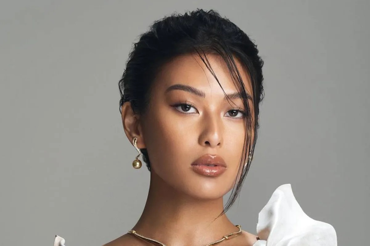 Michelle Dee posts official headshots for Miss Universe | ABS-CBN Lifestyle