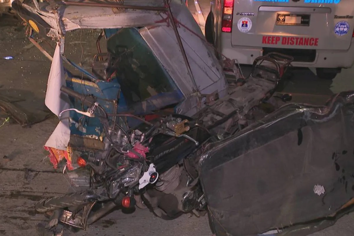 Lalaki patay sa banggaan ng pickup truck, tricycle sa Maynila | ABS-CBN ... Lalaki patay sa banggaan ng pickup truck, tricycle sa Maynila | ABS-CBN ...