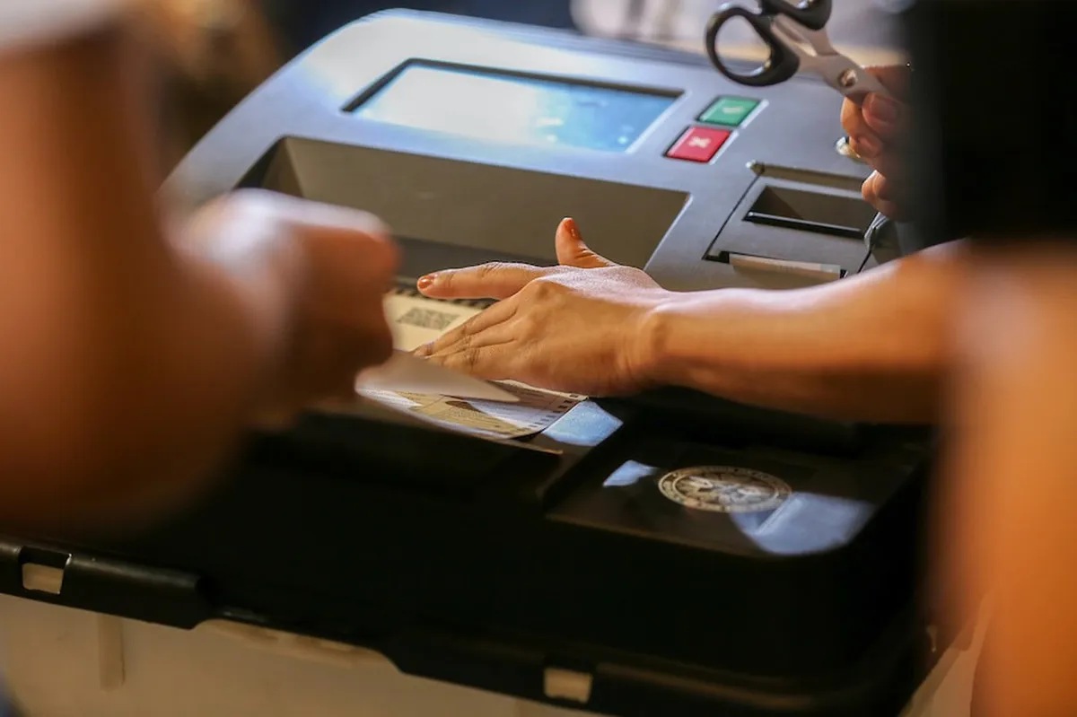 Comelec officials do not know who owns Smartmatic | ABS-CBN News