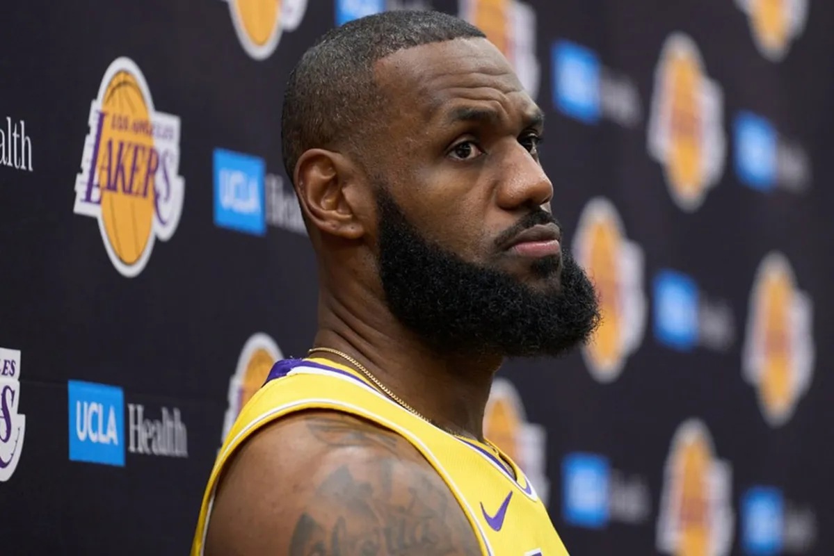 LeBron James makes history anew, becomes first to reach 39,000 points ...