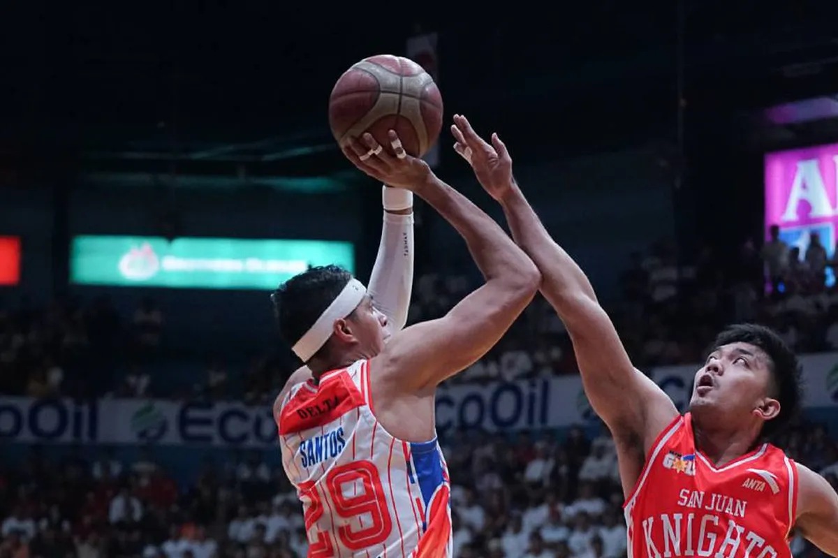Ex-PBA superstar Arwind Santos seeks title in MPBL | ABS-CBN Sports
