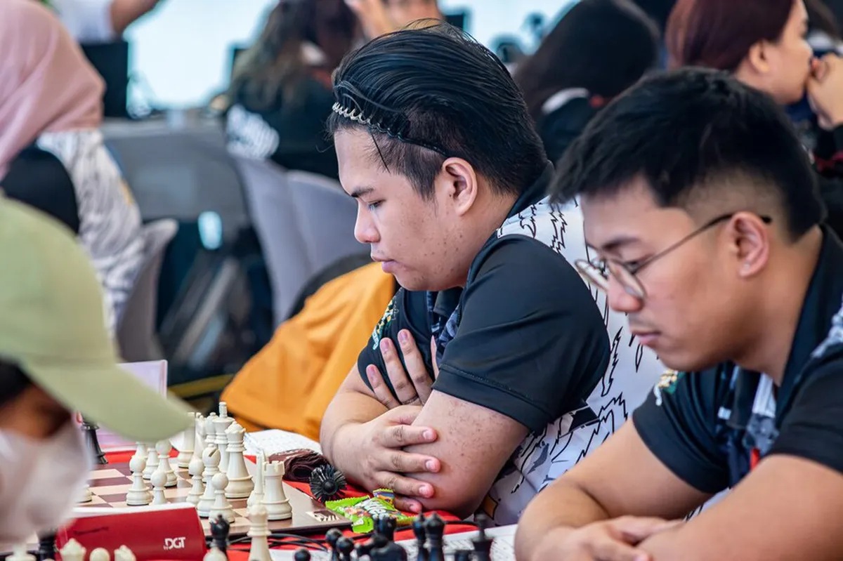 UAAP: UST takes solo lead in men's chess | ABS-CBN Sports