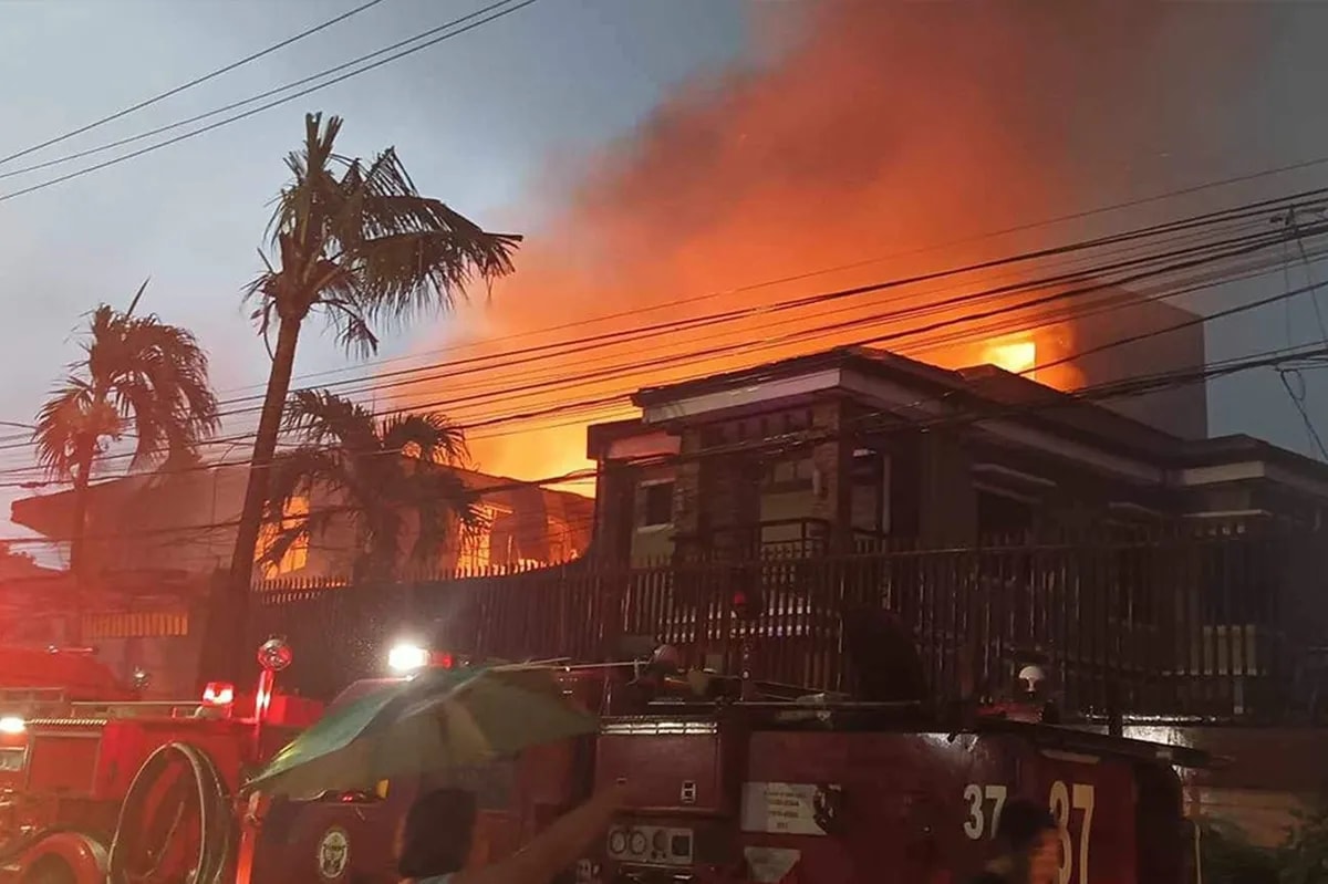 PANOORIN: Salaysay ng mga nakaligtas sa sunog sa Tandang Sora, QC | ABS ...