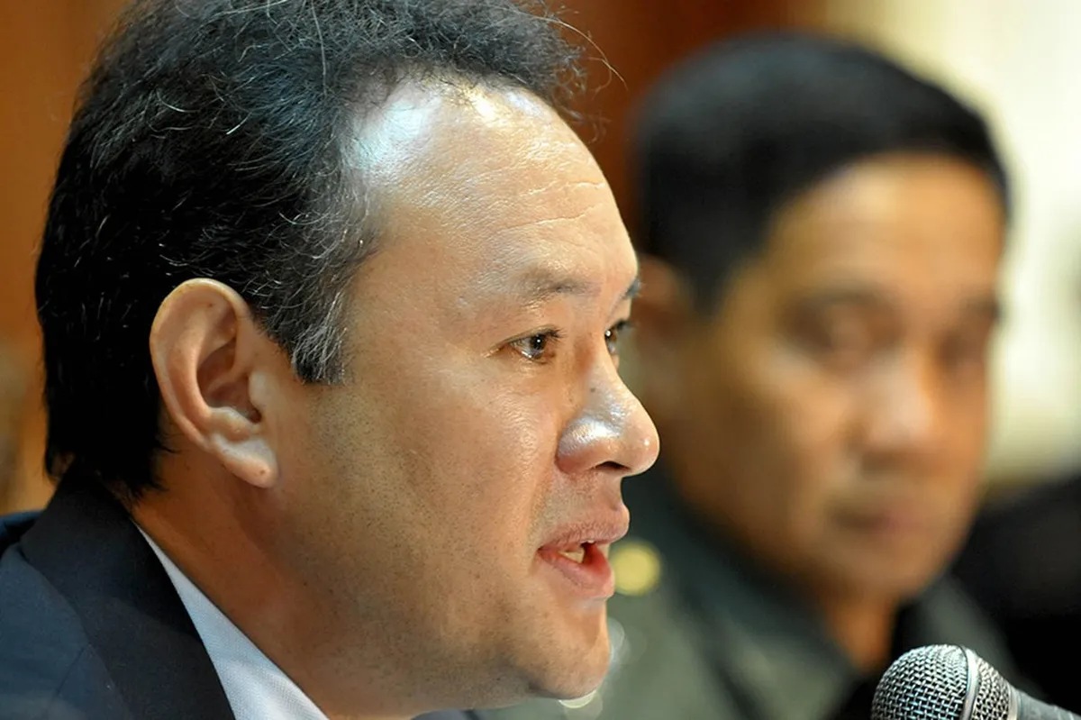 DND chief dinepensahan ang pondo para sa EDCA bases | ABS-CBN News