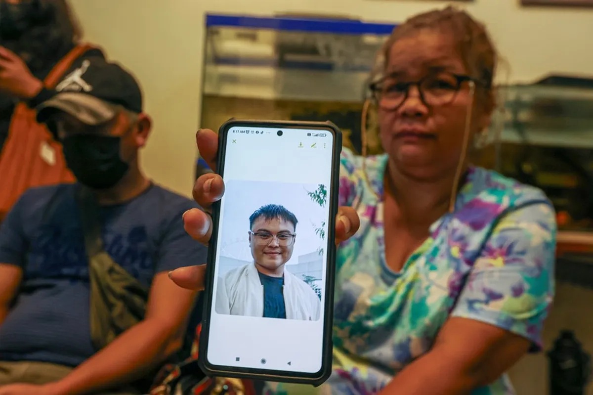 2 miyembro ng Tau Gamma na sangkot umano sa pagpanaw ni Ahldryn Bravante, sumuko | ABS-CBN News