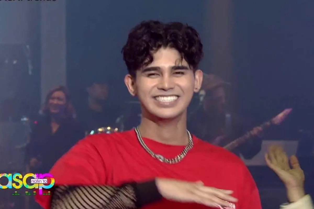 Iñigo Pascual performs 'Sunroof' for 'ASAP' return | ABS-CBN Entertainment Iñigo Pascual performs 'Sunroof' for 'ASAP' return | ABS-CBN Entertainment