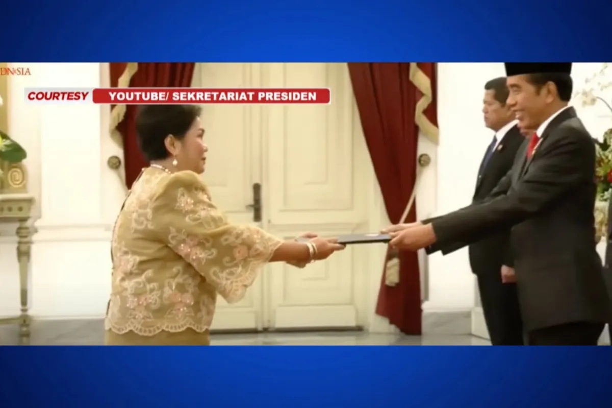 Philippine ambassador to Indonesia, pormal nang itinalaga sa pwesto ... Philippine ambassador to Indonesia, pormal nang itinalaga sa pwesto ...