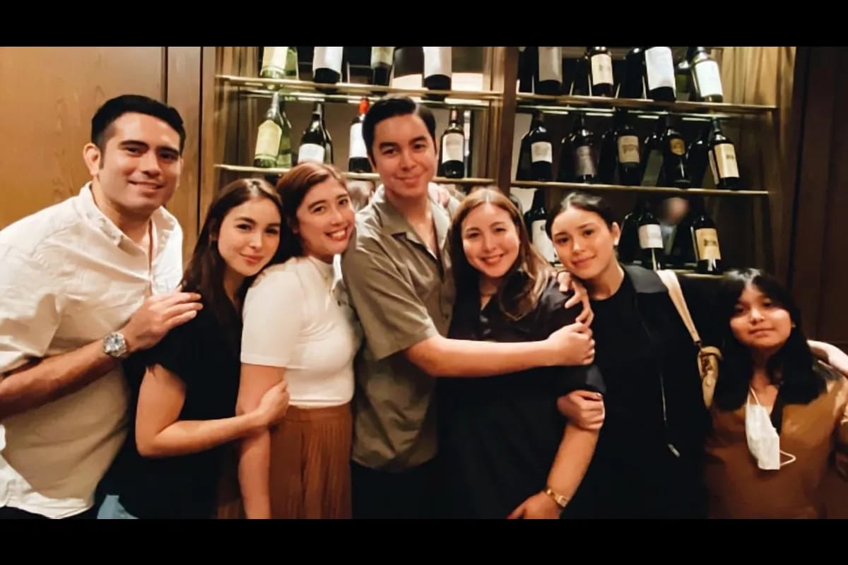 LOOK: Gerald Anderson attends family dinner with Julia Barretto | ABS-CBN Entertainment