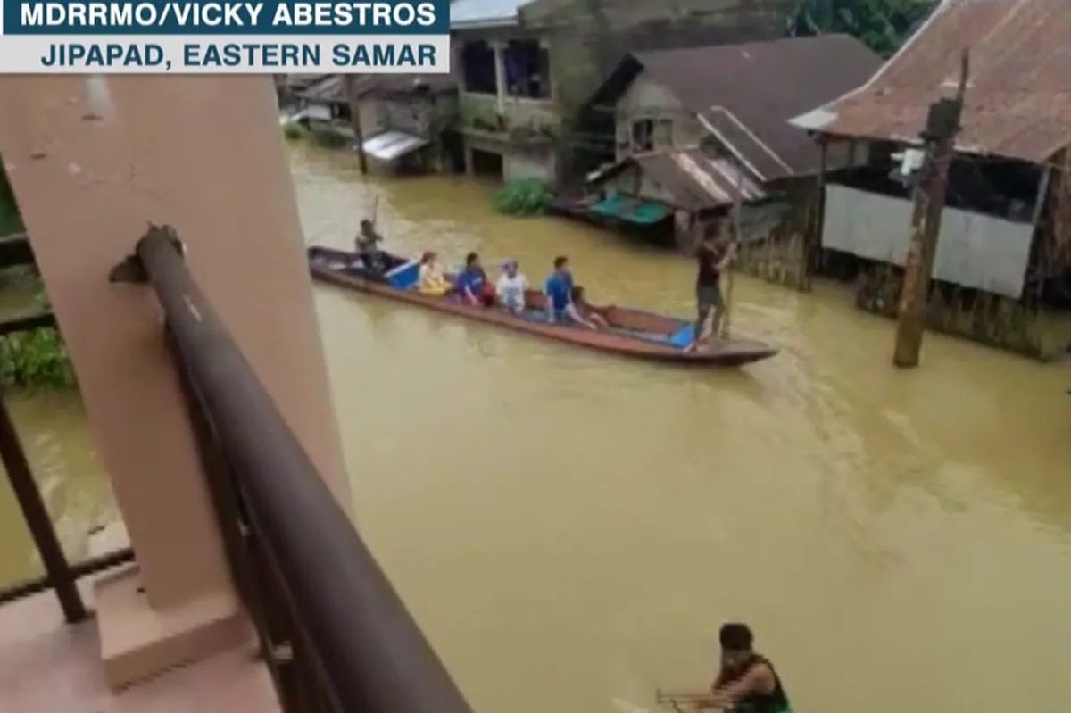 Flash floods damage several homes in Lope De Vega, Northern Samar | ABS ...