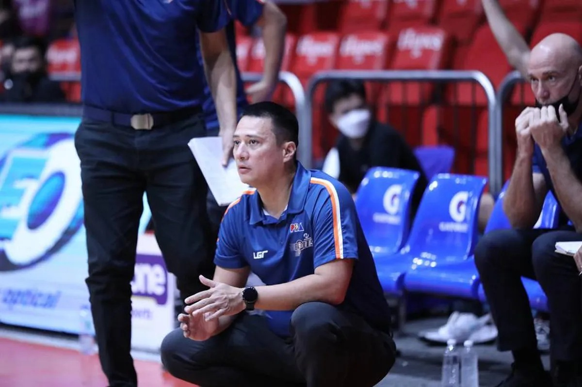 PBA: Luigi Trillo named new Meralco head coach | ABS-CBN Sports