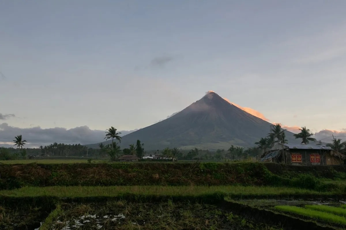 Mayon Volcano status raised to Alert Level 2 | ABS-CBN News
