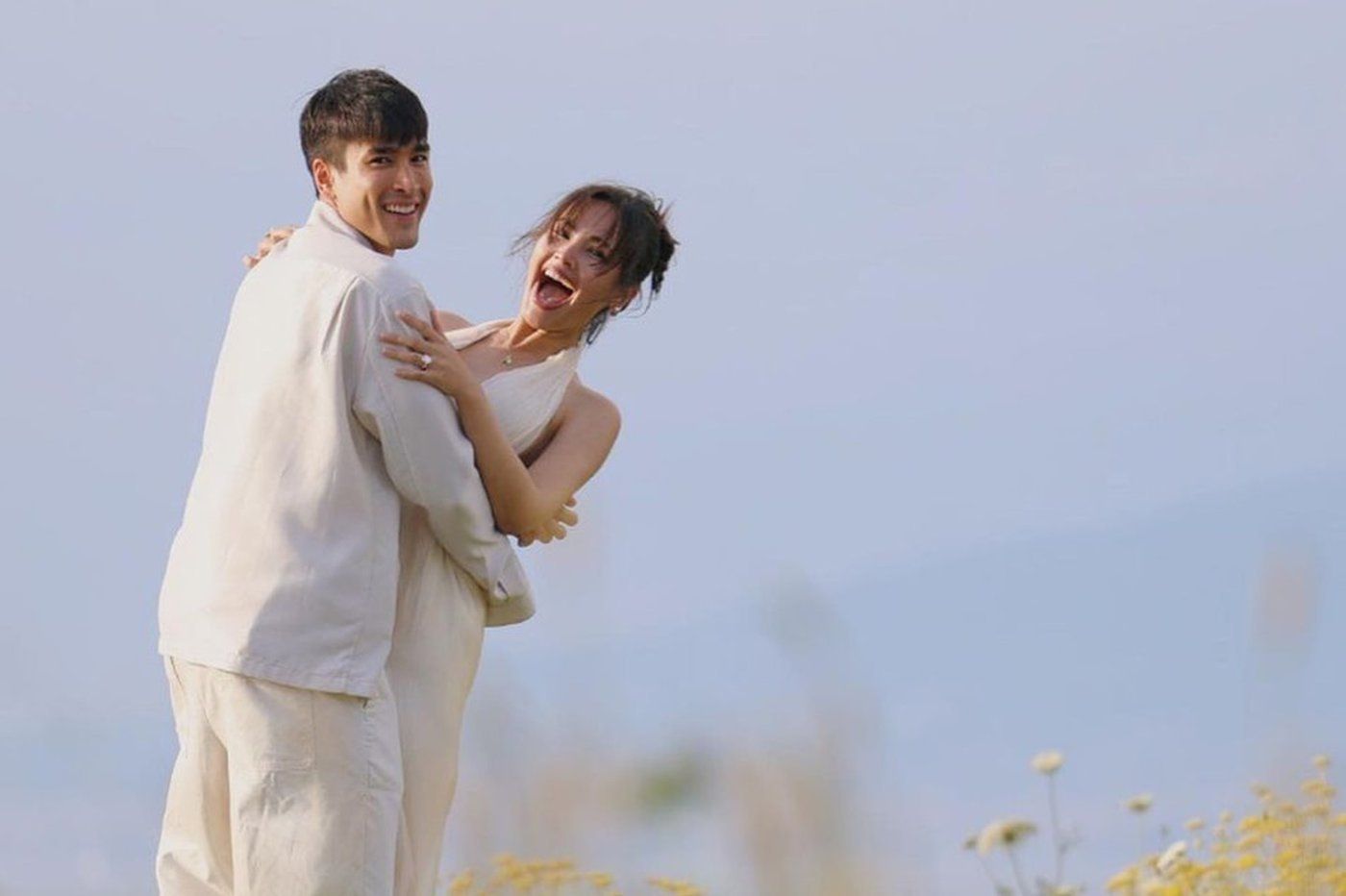 Thai stars Urassaya 'Yaya' Sperbund, Nadech Kugimiya are engaged | ABS-CBN Entertainment