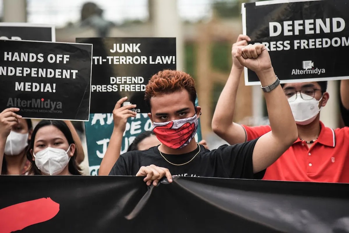 47 pct of Filipinos say 'dangerous' to publish anything critical of gov ...