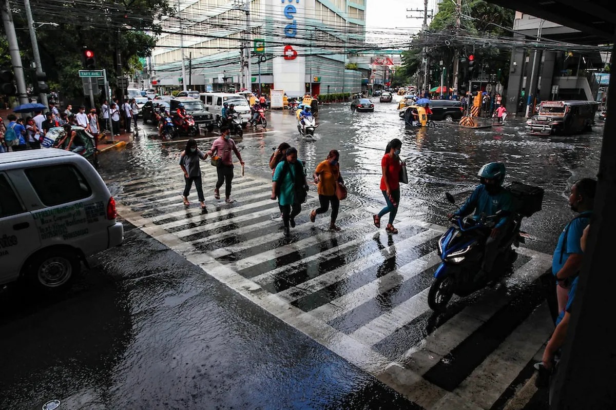 Lawmaker questions delays in EDSA Greenways project | ABS-CBN News