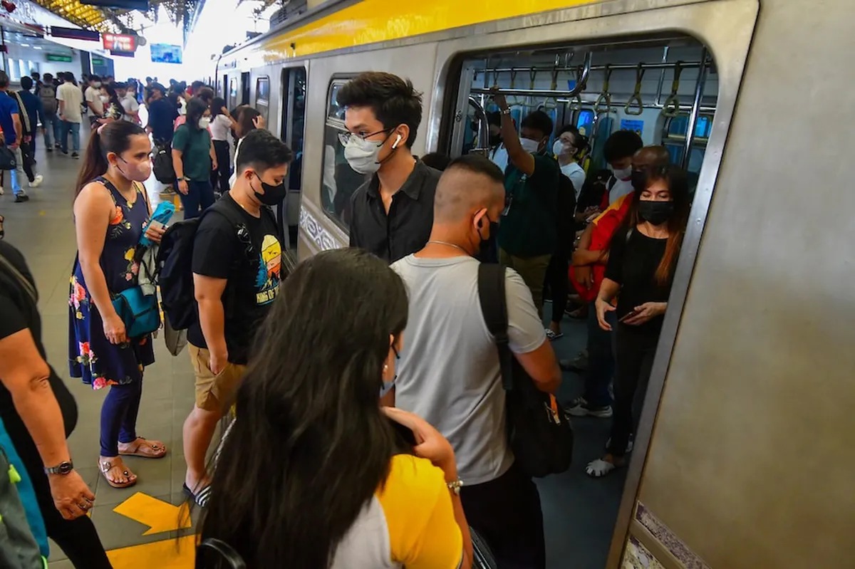 LRT-1, LRT-2 fare hikes take effect | ABS-CBN News