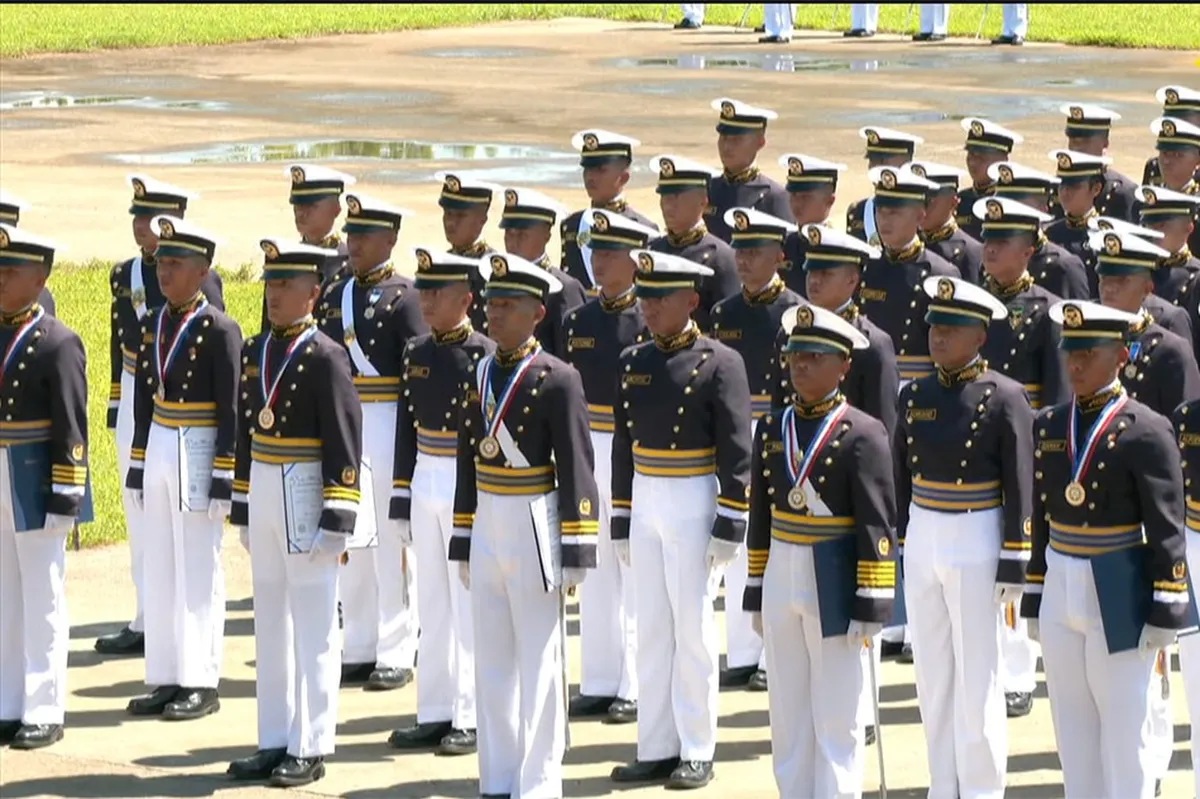 Marcos tells PMMA graduates: Help PH maintain global figure in maritime ...