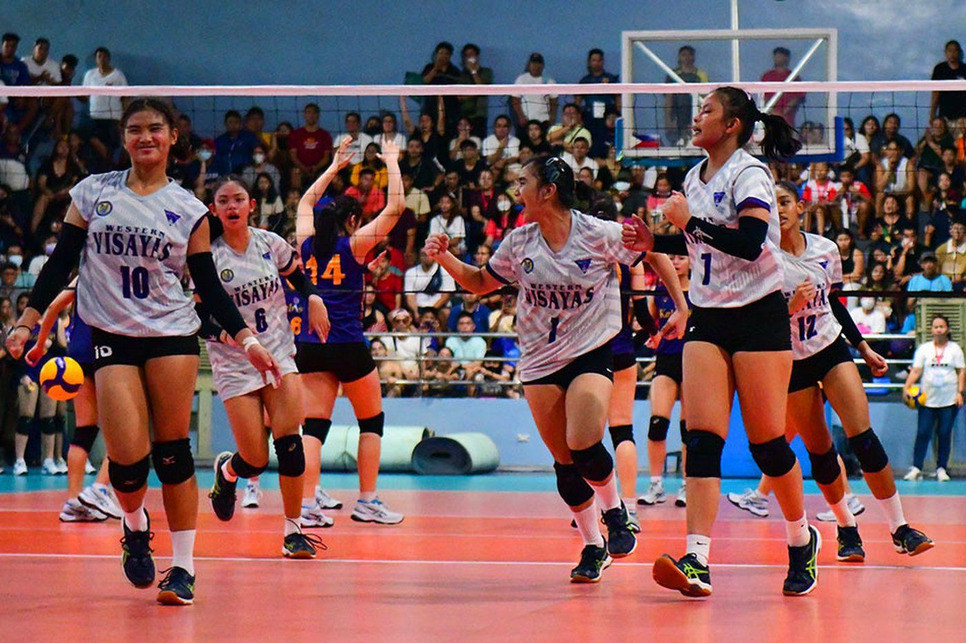 Palaro 2023: Region 6 takes girls volleyball gold; NCR regains overall ...