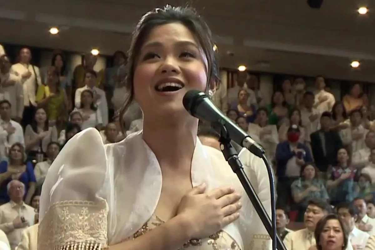 Lara Maigue sings 'Lupang Hinirang' at SONA 2023 | ABS-CBN Entertainment