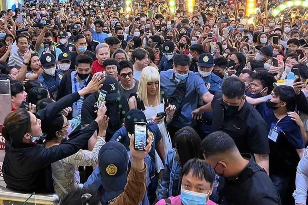 Vice Ganda reveals his definition of wealth | ABS-CBN Entertainment