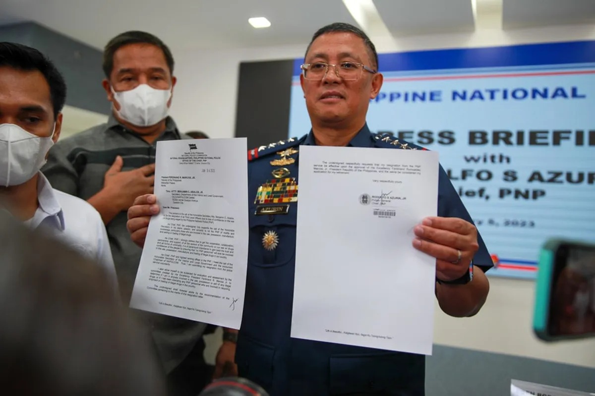 PNP Chief Azurin offers courtesy resignation | ABS-CBN News