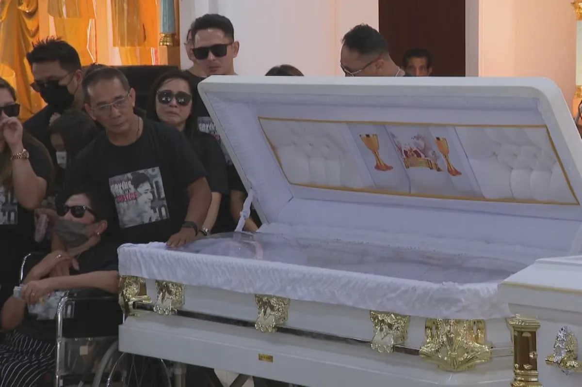 Estudyanteng namatay sa alleged hazing inilibing na sa Zamboanga | ABS ... Estudyanteng namatay sa alleged hazing inilibing na sa Zamboanga | ABS ...