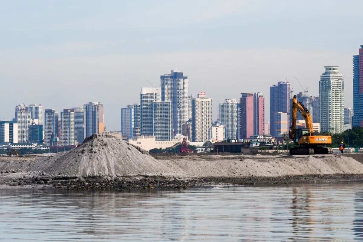 Philippine Navy headquarters, apektado umano ng reclamation sa Manila ...