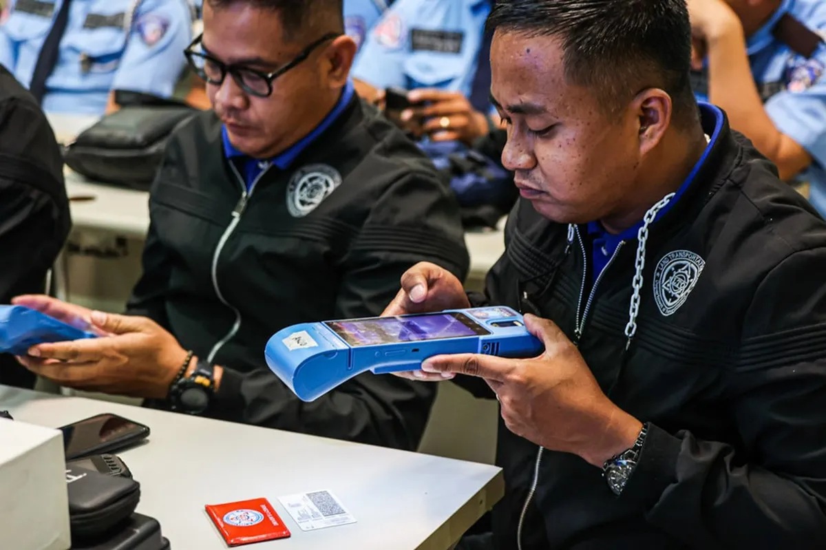 LTO holds refresher course on traffic enforcement | ABS-CBN News