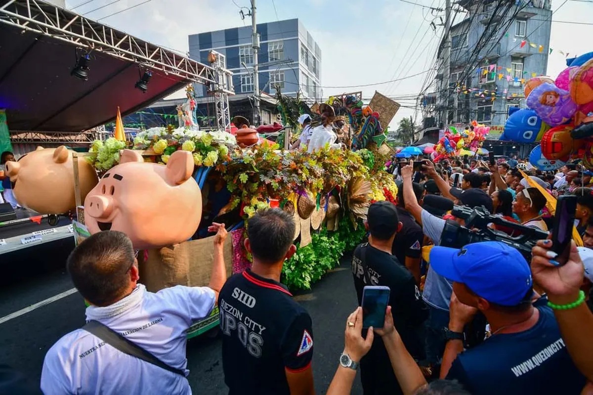 Mouthwatering lechon featured in Laloma Fest | ABS-CBN Lifestyle