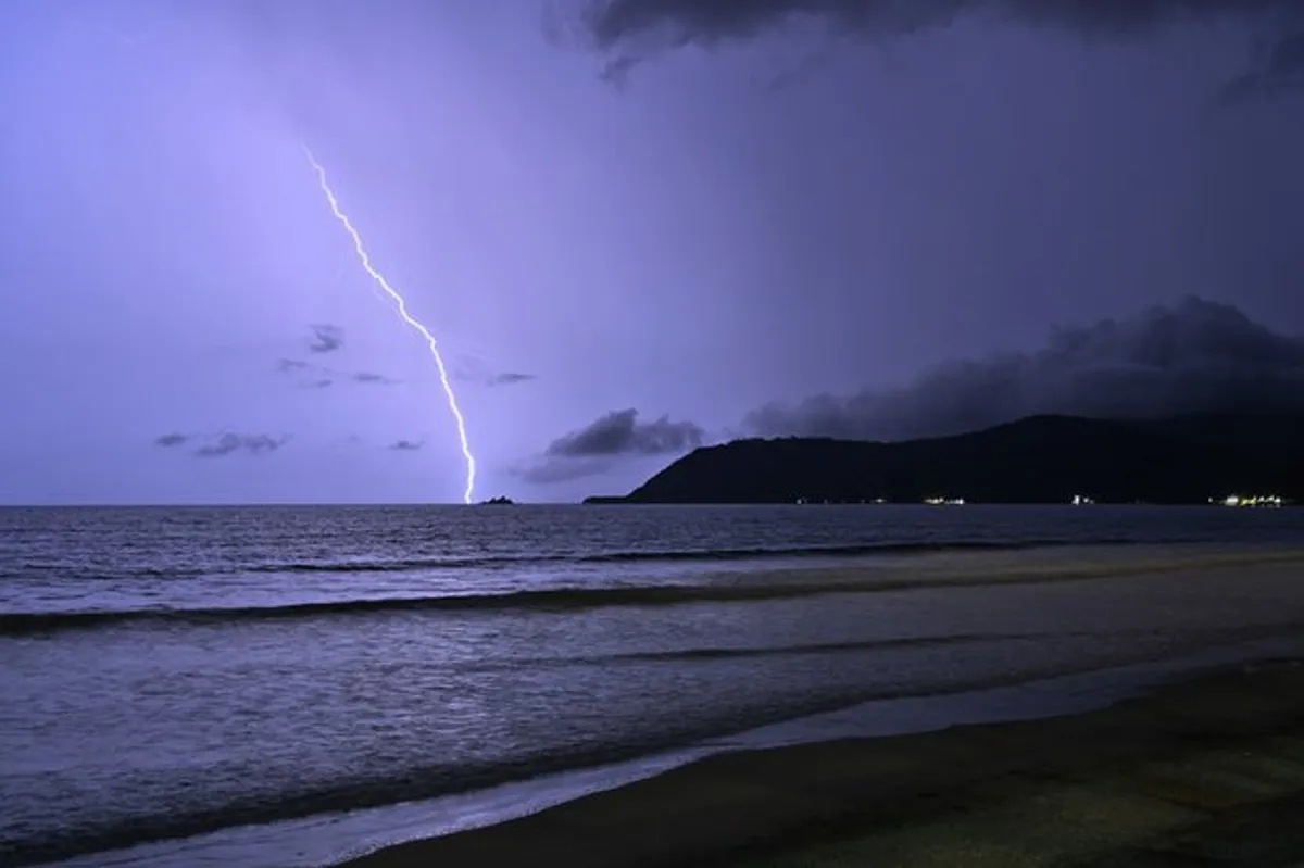 Man dies after lightning strikes German beer garden | ABS-CBN