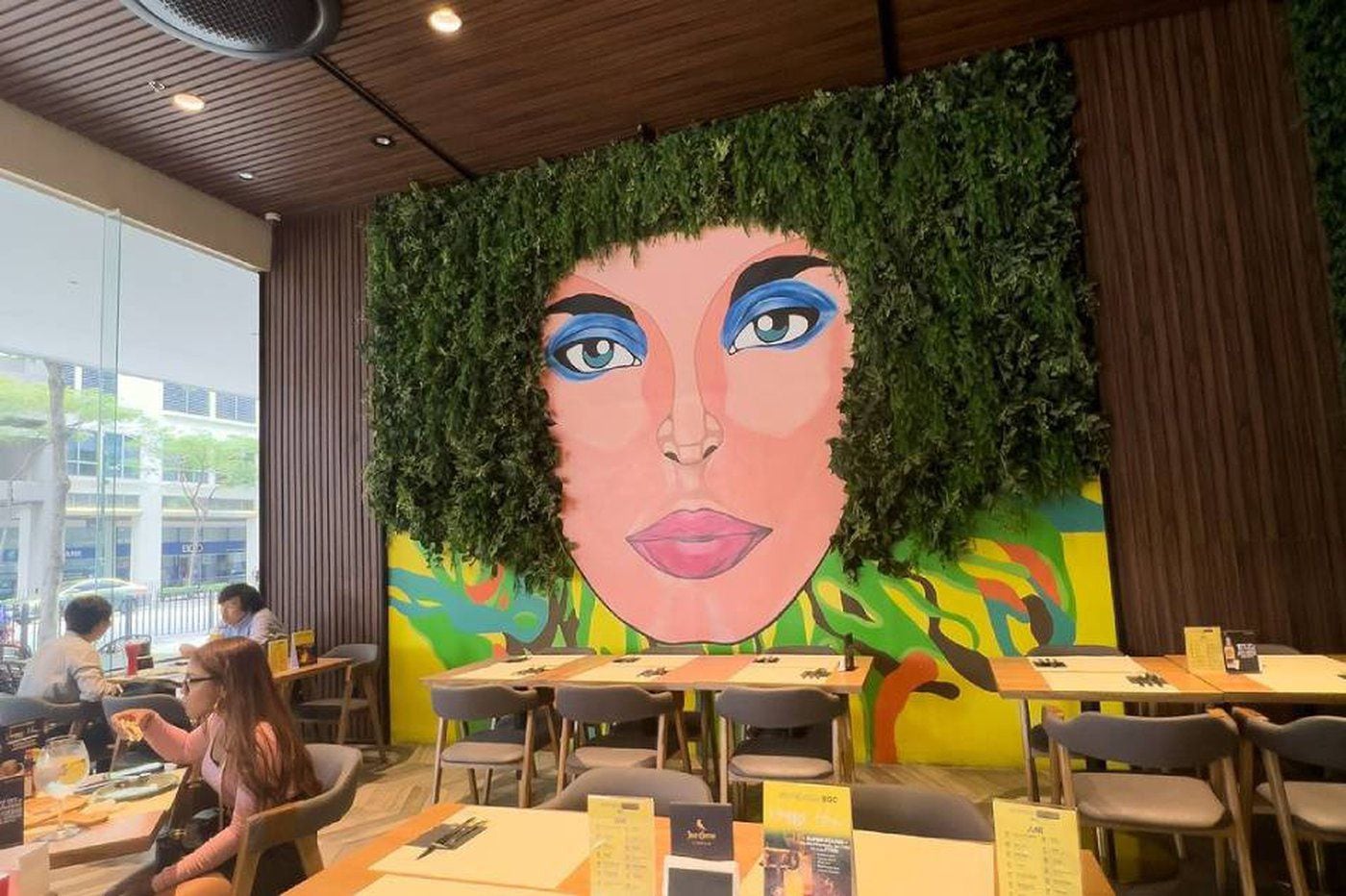 Supersam opens second branch at BGC | ABS-CBN Lifestyle