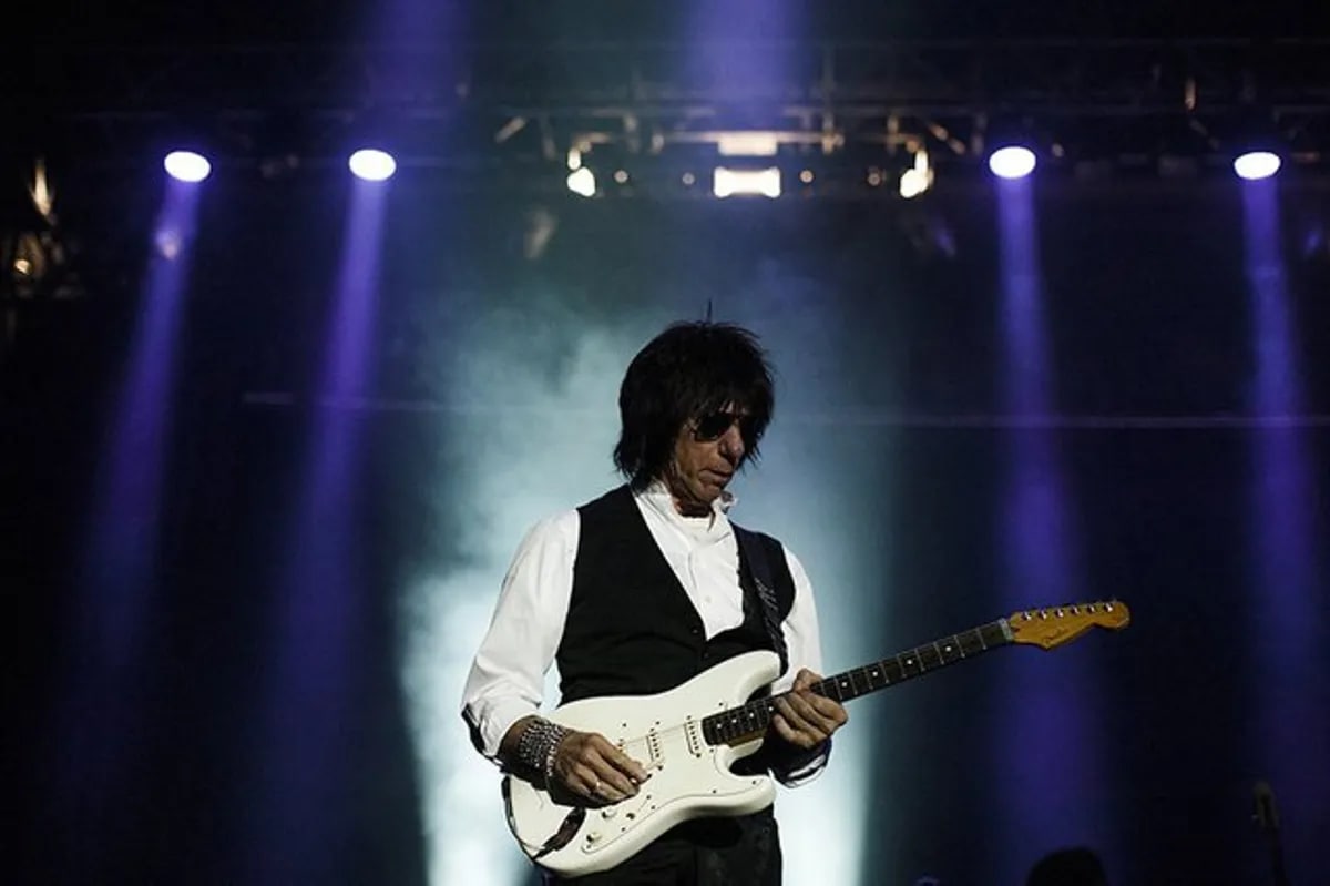 Iconic rock guitarist Jeff Beck dead at 78 | ABS-CBN Entertainment