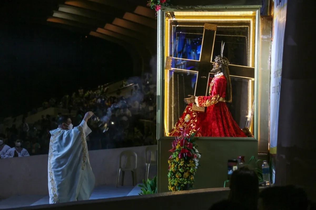 KBYN: Ilang deboto ibinahagi ang mga kuwento ng himala ng Nazareno ... KBYN: Ilang deboto ibinahagi ang mga kuwento ng himala ng Nazareno ...