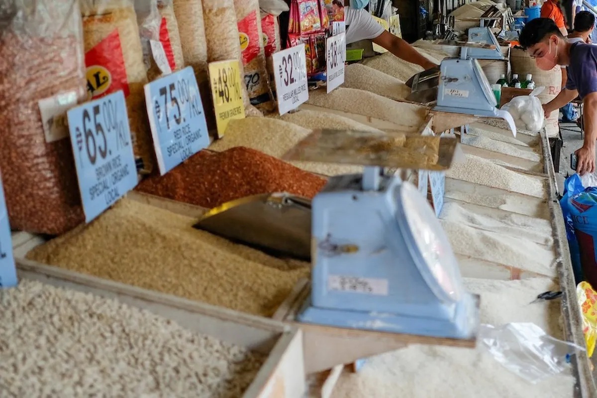 Agri department tiniyak na di bubulusok ang presyo ng bigas | ABS-CBN News